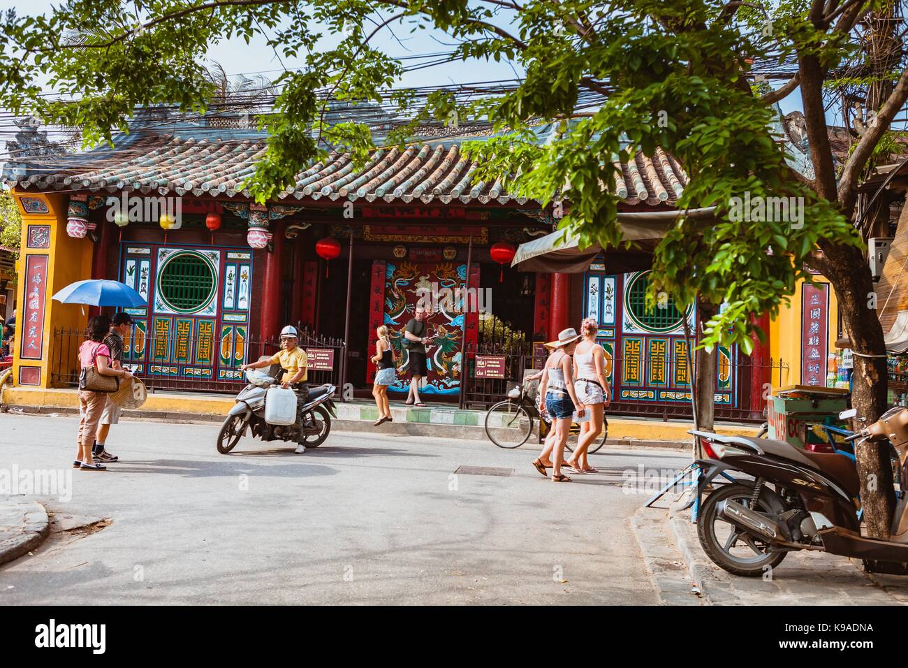 Hoian people hi-res stock photography and images - Alamy