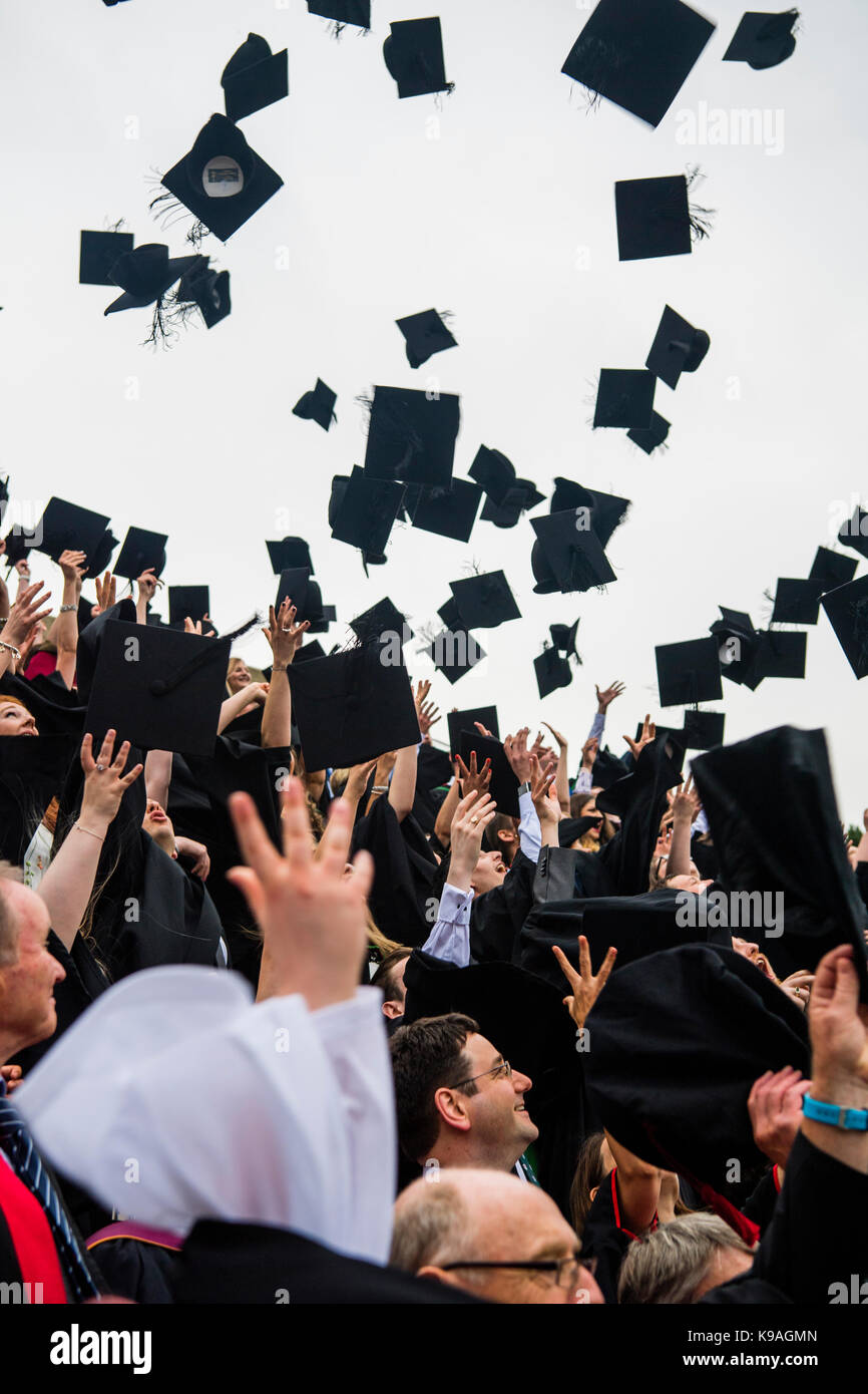 Uk student graduate wearing academic gown hi-res stock photography and ...