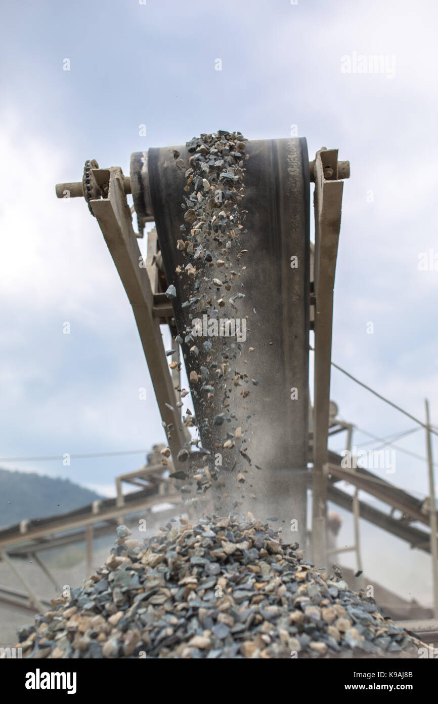 Heavy machinery at the quarry Stock Photo - Alamy