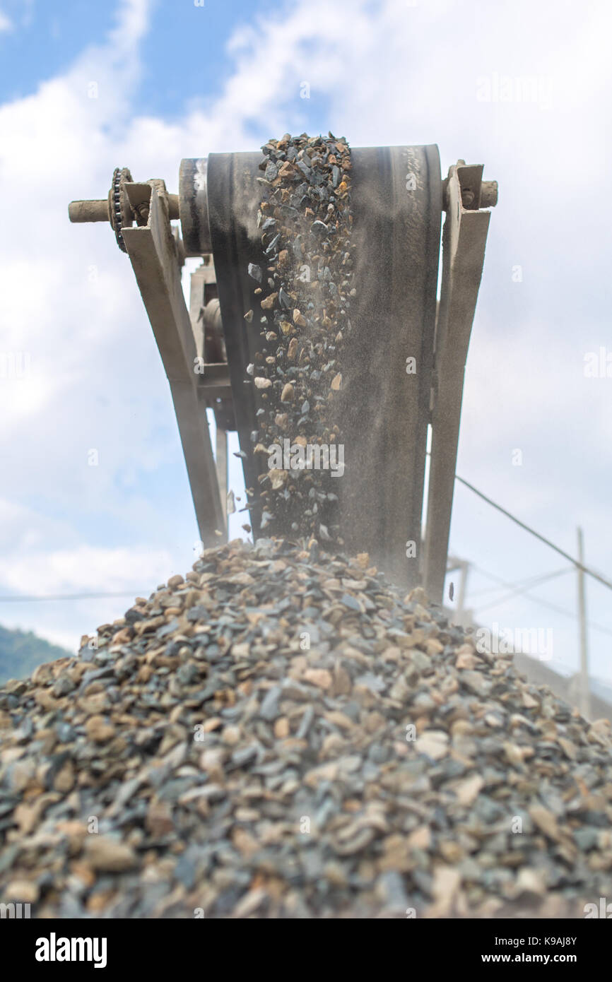 Heavy machinery at the quarry Stock Photo - Alamy