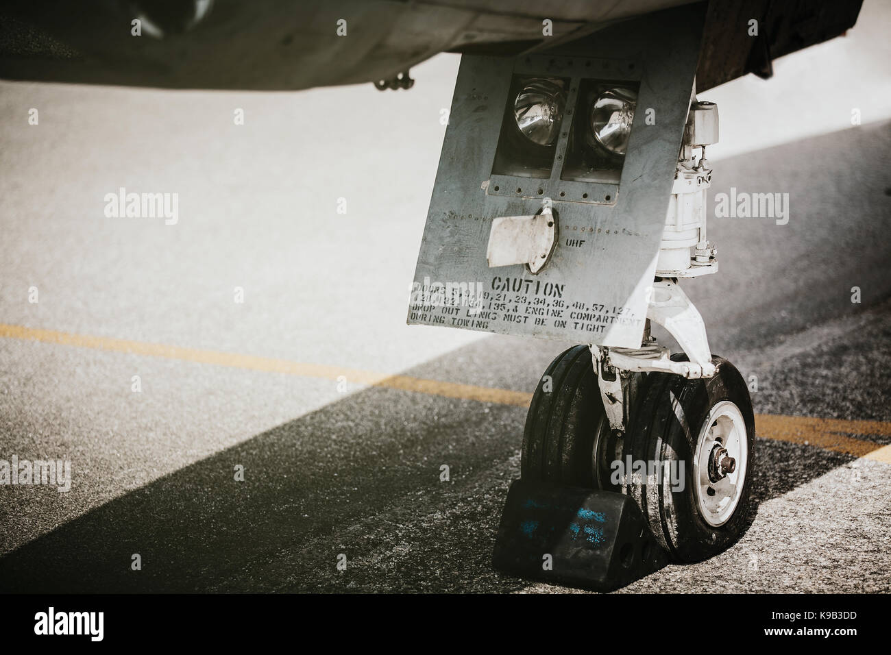 Aircraft Undercarriage High Resolution Stock Photography and Images - Alamy