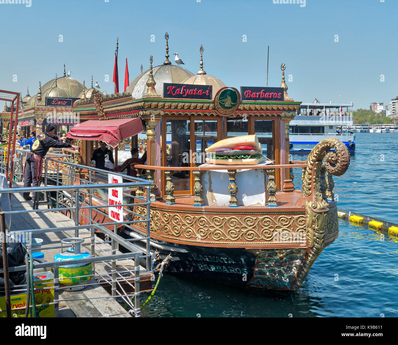 Istanbul, Turkey - April 25, 2017: Traditional fast food bobbing boat ...