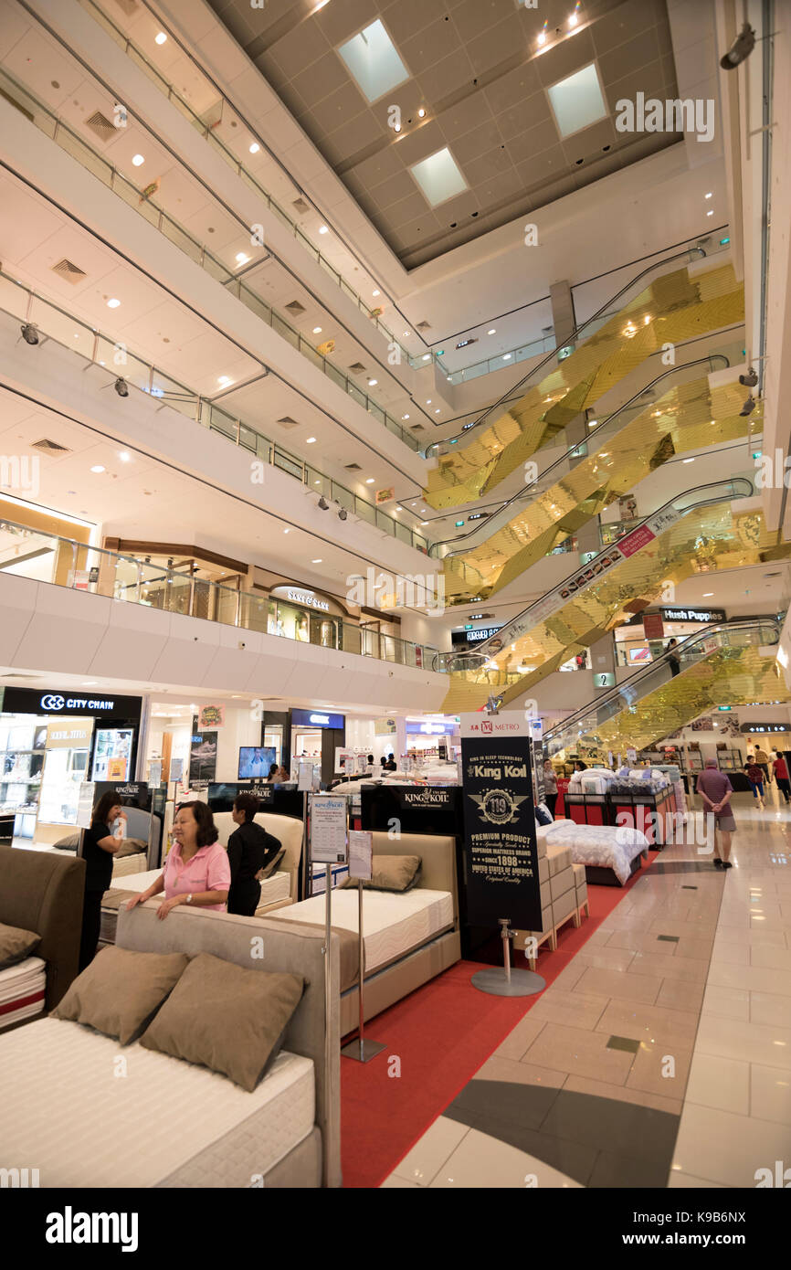 Singapore Shopping Mall Stock Photos & Singapore Shopping Mall Stock ...