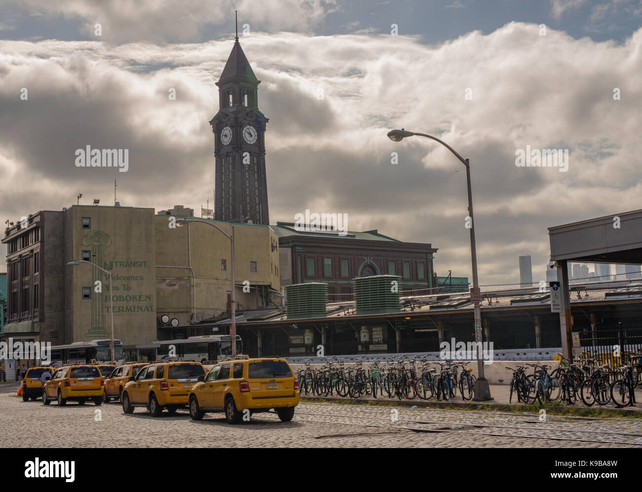 Transit only street hi-res stock photography and images - Alamy