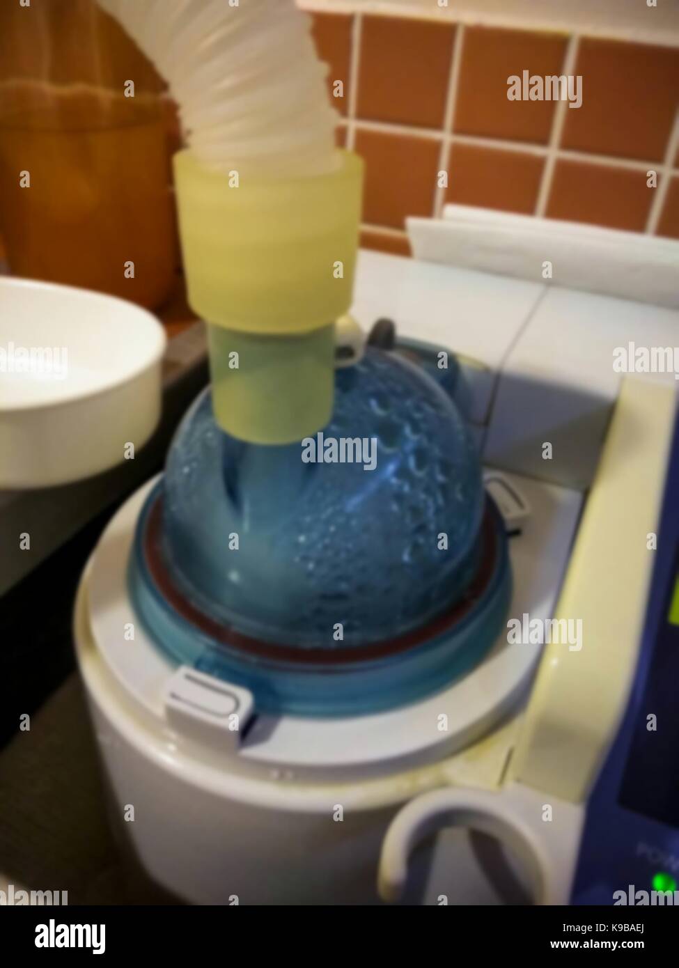 Inhaling apparatus hi-res stock photography and images - Alamy