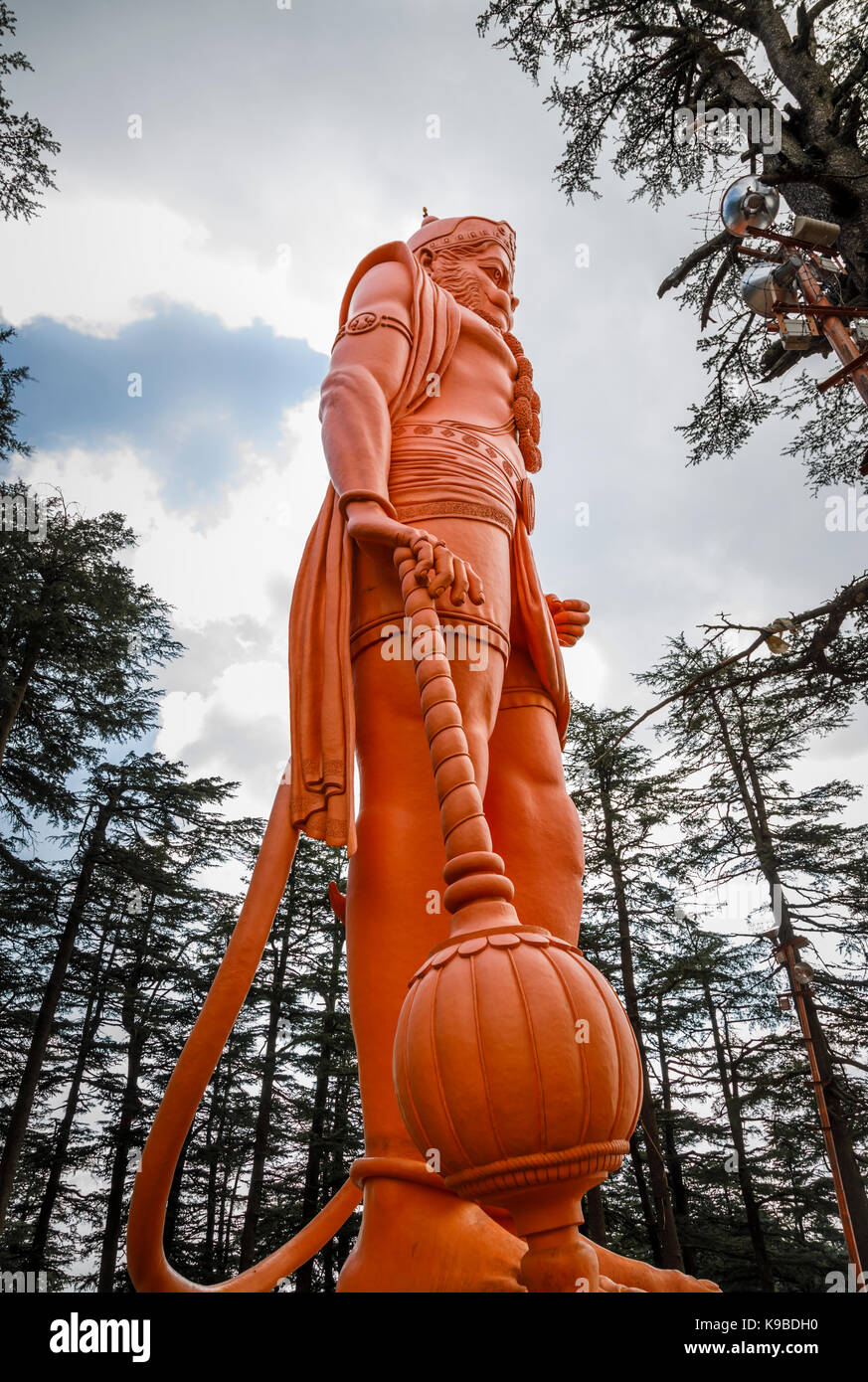Giant orange statue of Hanuman, Hindu Jakhu Temple, Jakhu Hill ...