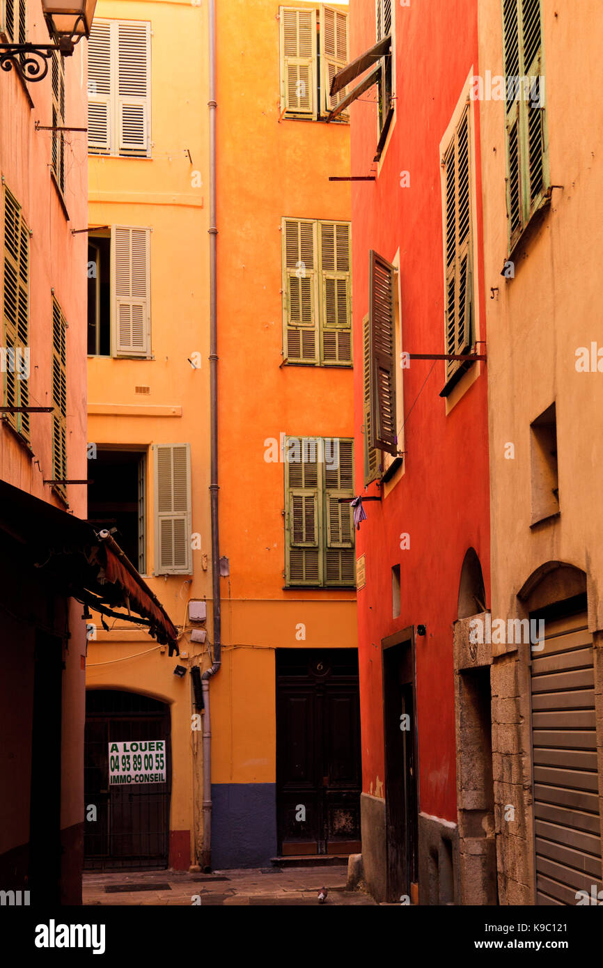 Old houses nice france hi-res stock photography and images - Alamy