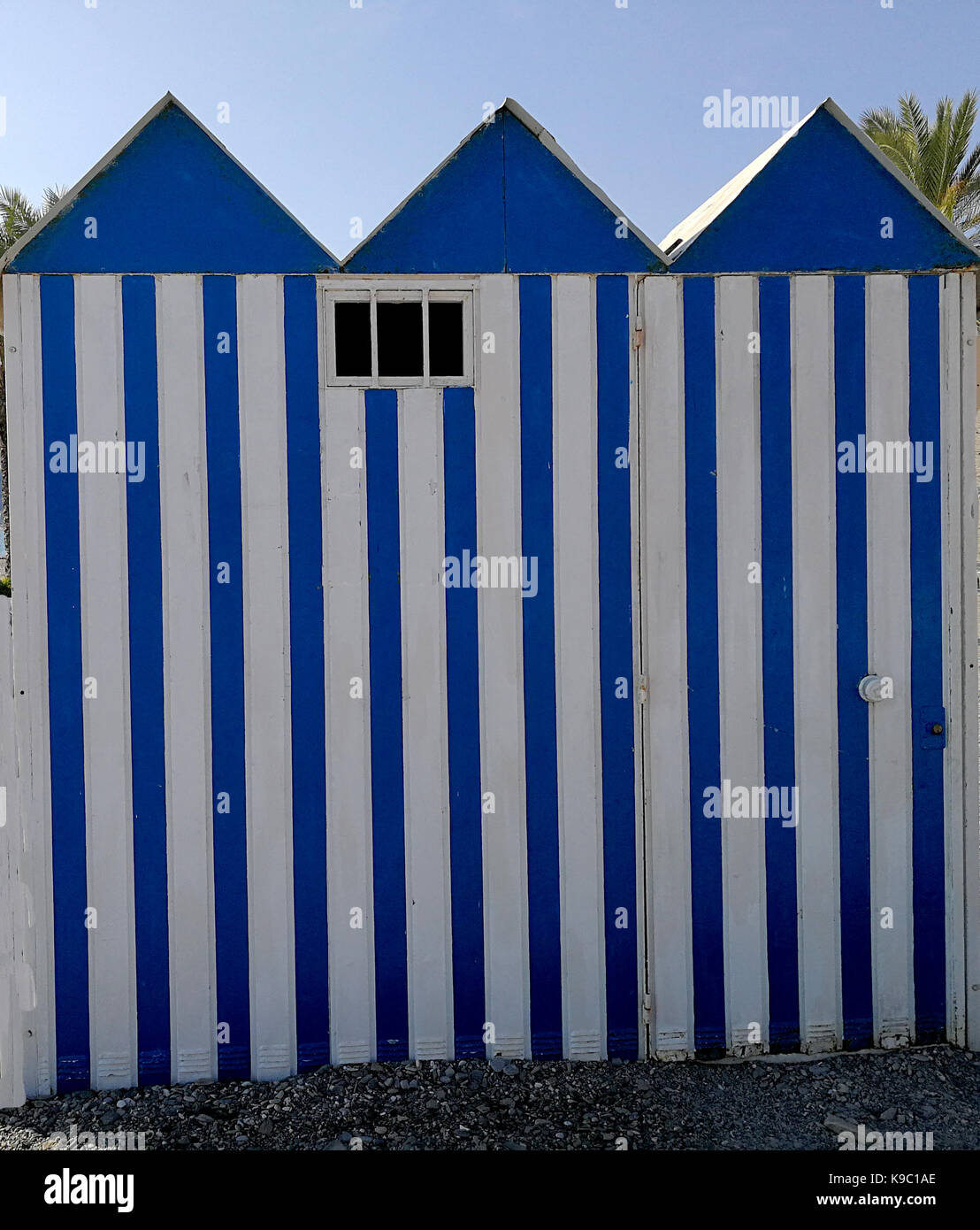 Dressing rooms beach outdoors hi-res stock photography and images - Alamy