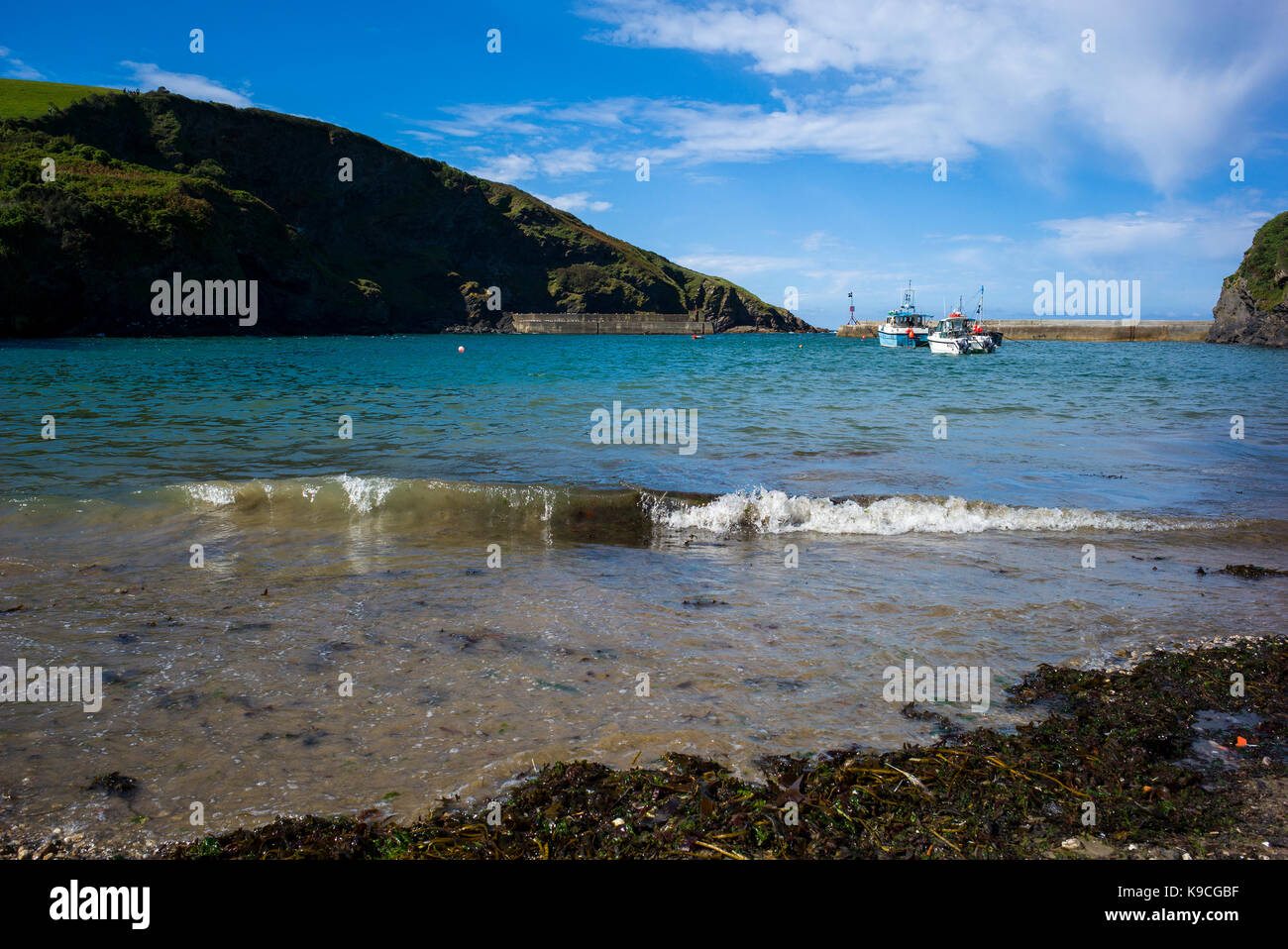 the harbour and beach at port isaac Cornwall Stock Photo - Alamy