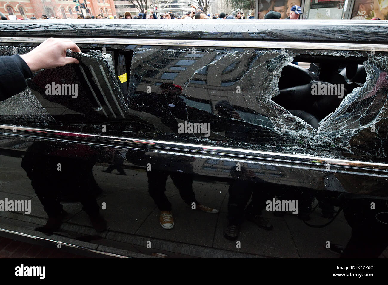Washington DC, USA - January 20, 2017: A limousine's windows are ...