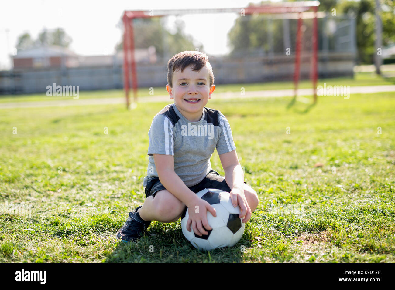 Football sit down hi-res stock photography and images - Alamy