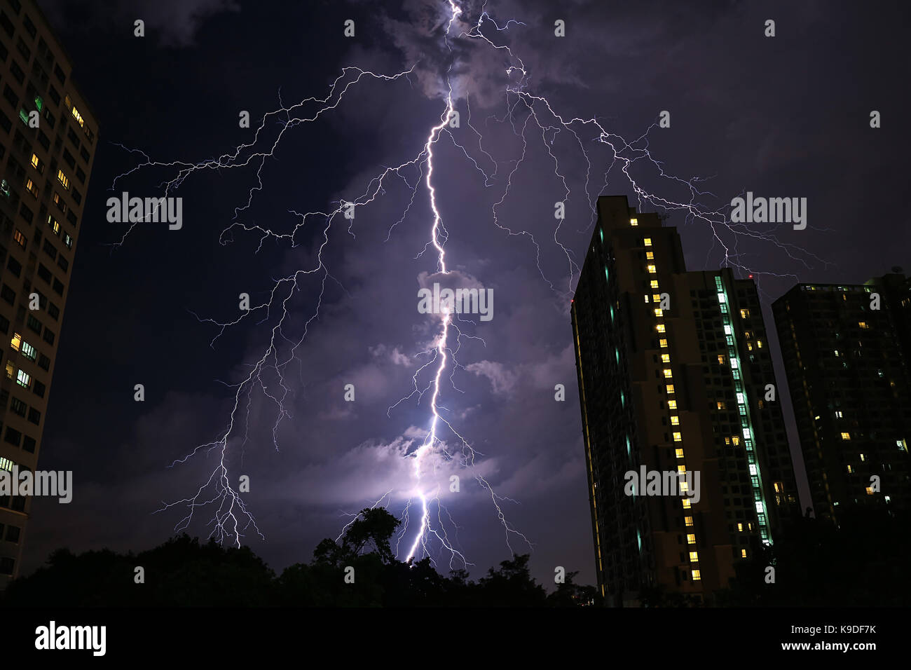 Incredible Real Lightning Striking on Night Sky of Bangkok' s Urban ...