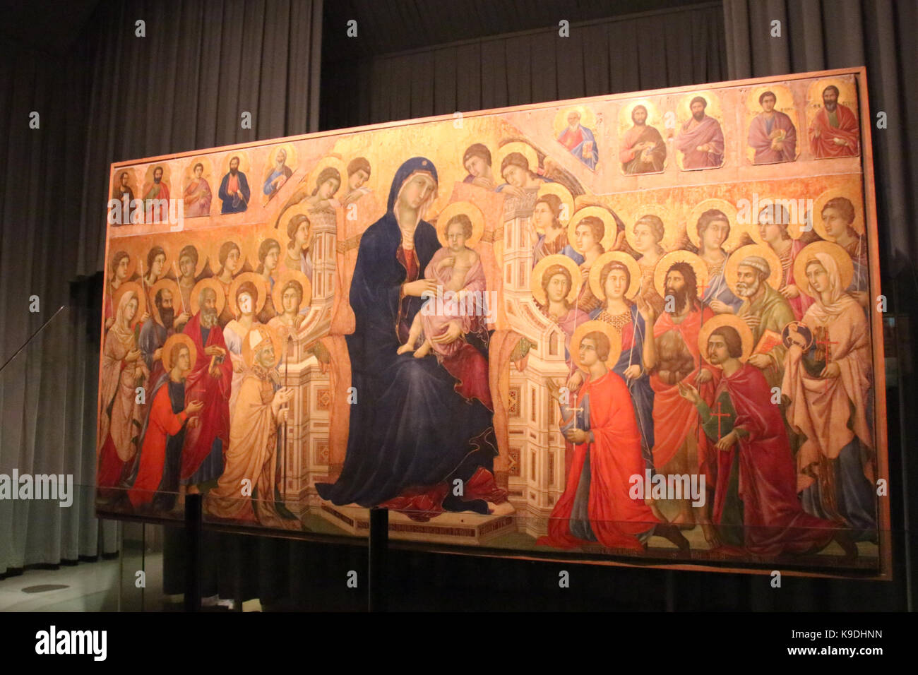 Duccio di buoninsegna maesta siena hi-res stock photography and images - Alamy