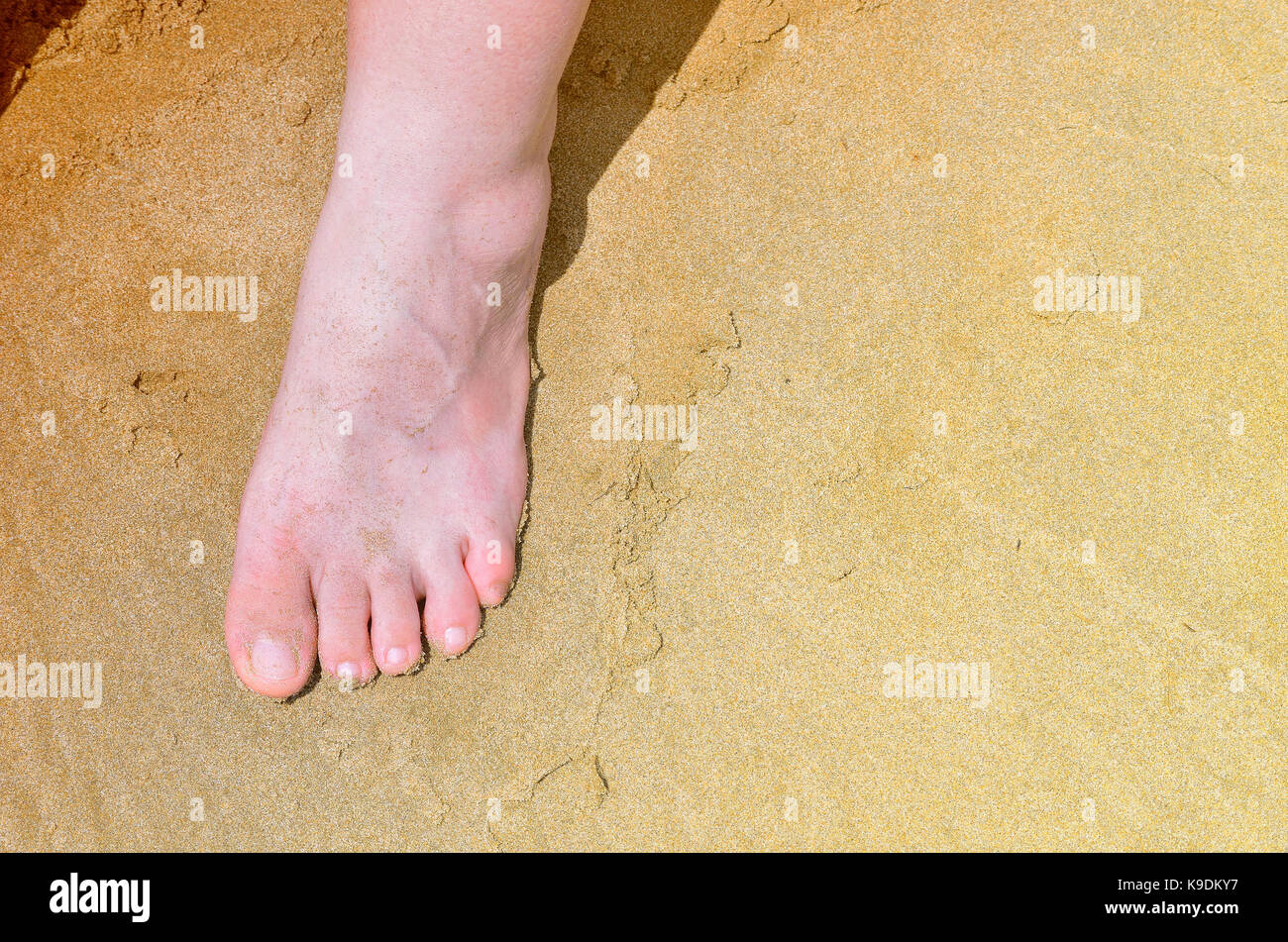 Solar protection hi-res stock photography and images - Alamy