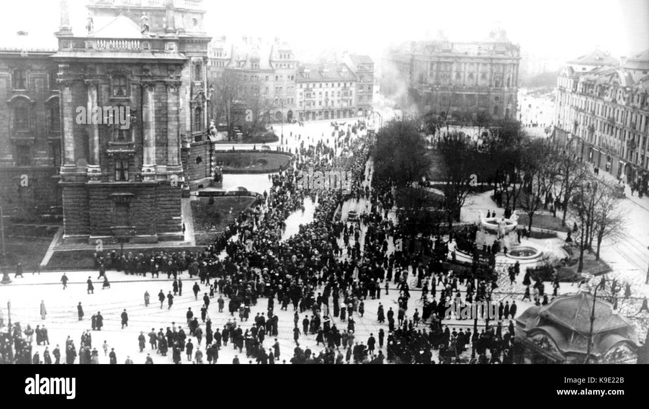 1919 revolution hi-res stock photography and images - Alamy