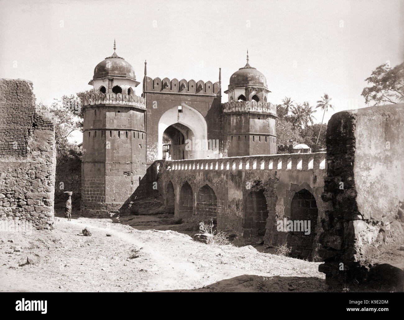 Mecca gate aurangabad Stock Photo - Alamy