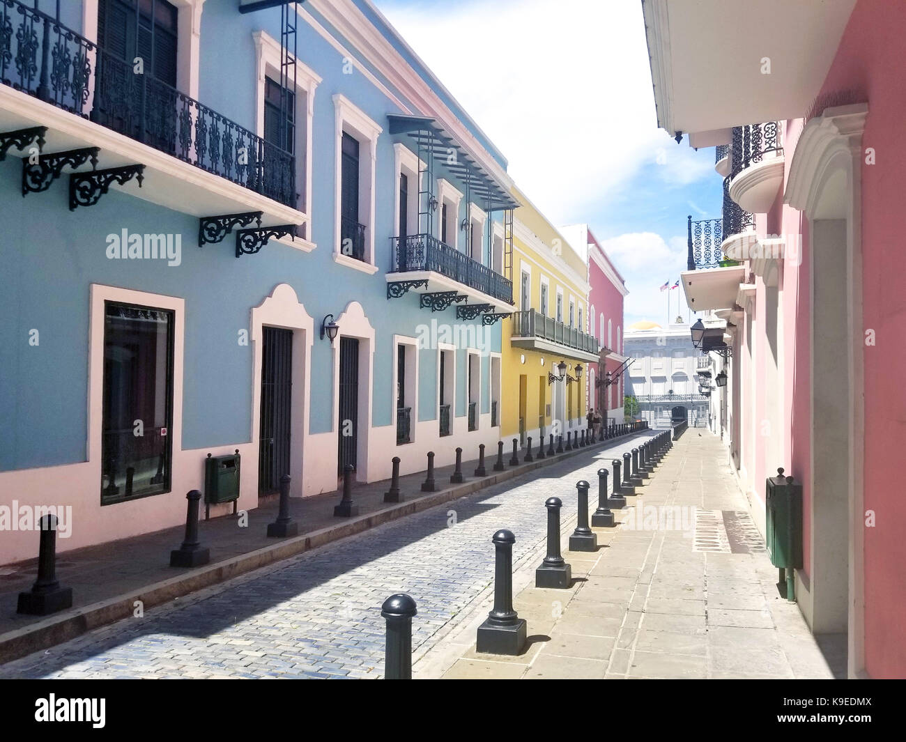 Old town San Juan, Puerto Rico. La Fortaleza Street Stock Photo - Alamy