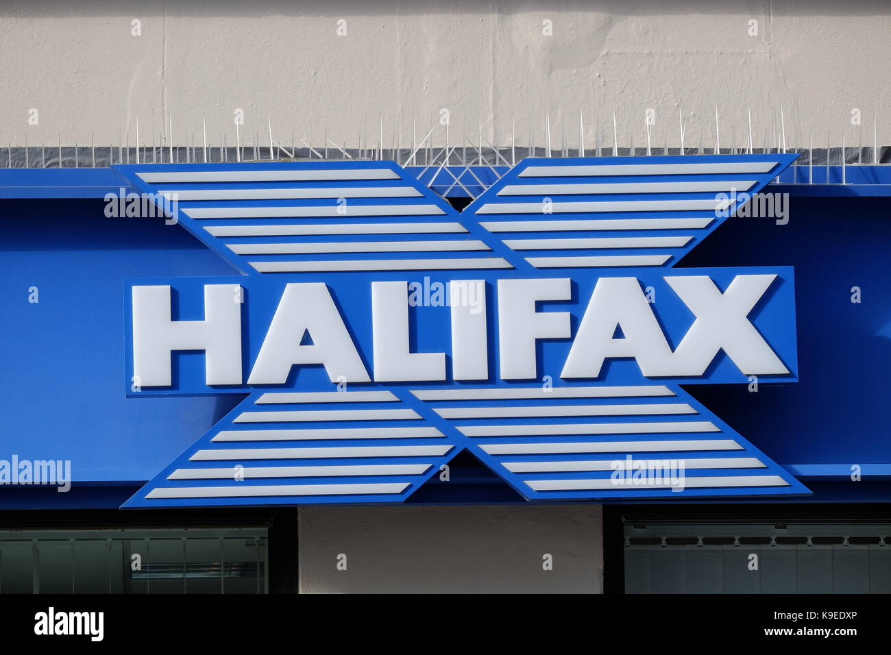 Halifax building society hi-res stock photography and images - Alamy