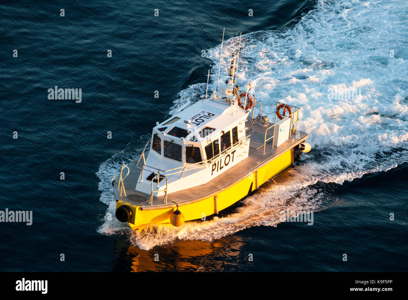 Dutch pilot boat hi-res stock photography and images - Alamy