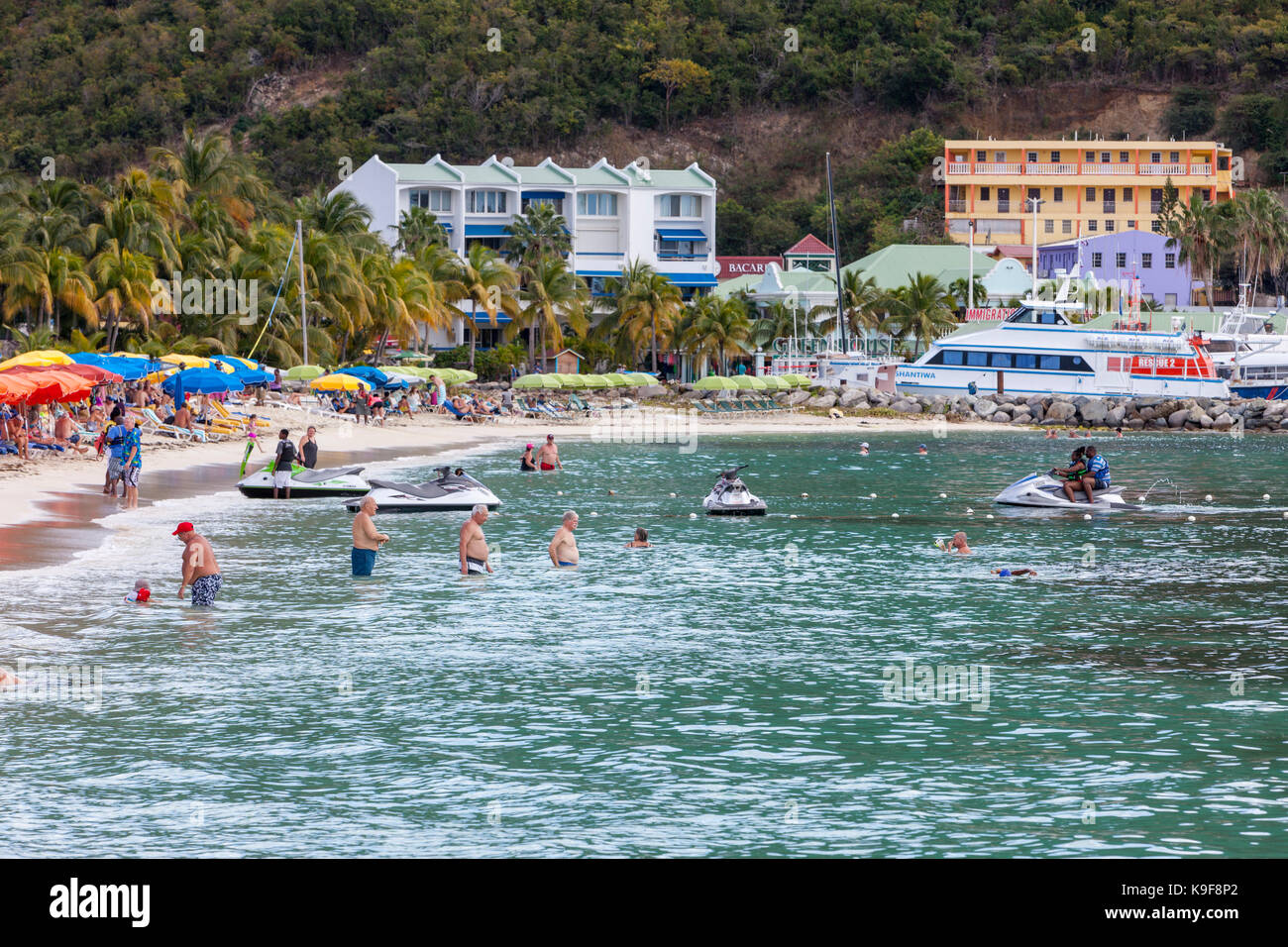 Philipsburg, Sint Maarten. Beach Scene Stock Photo - Alamy
