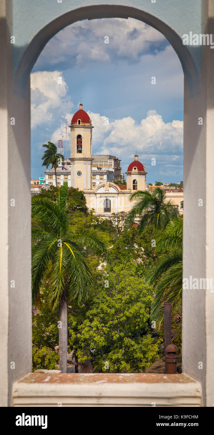 Framed view of the Immaculate Conception Cathedral, Jose Marti Park ...