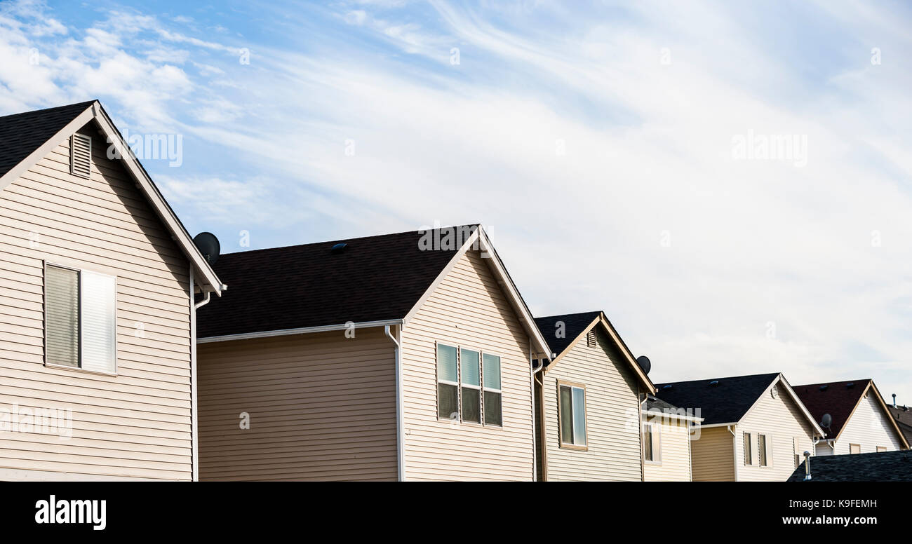 Cookie cutter houses hi-res stock photography and images - Alamy