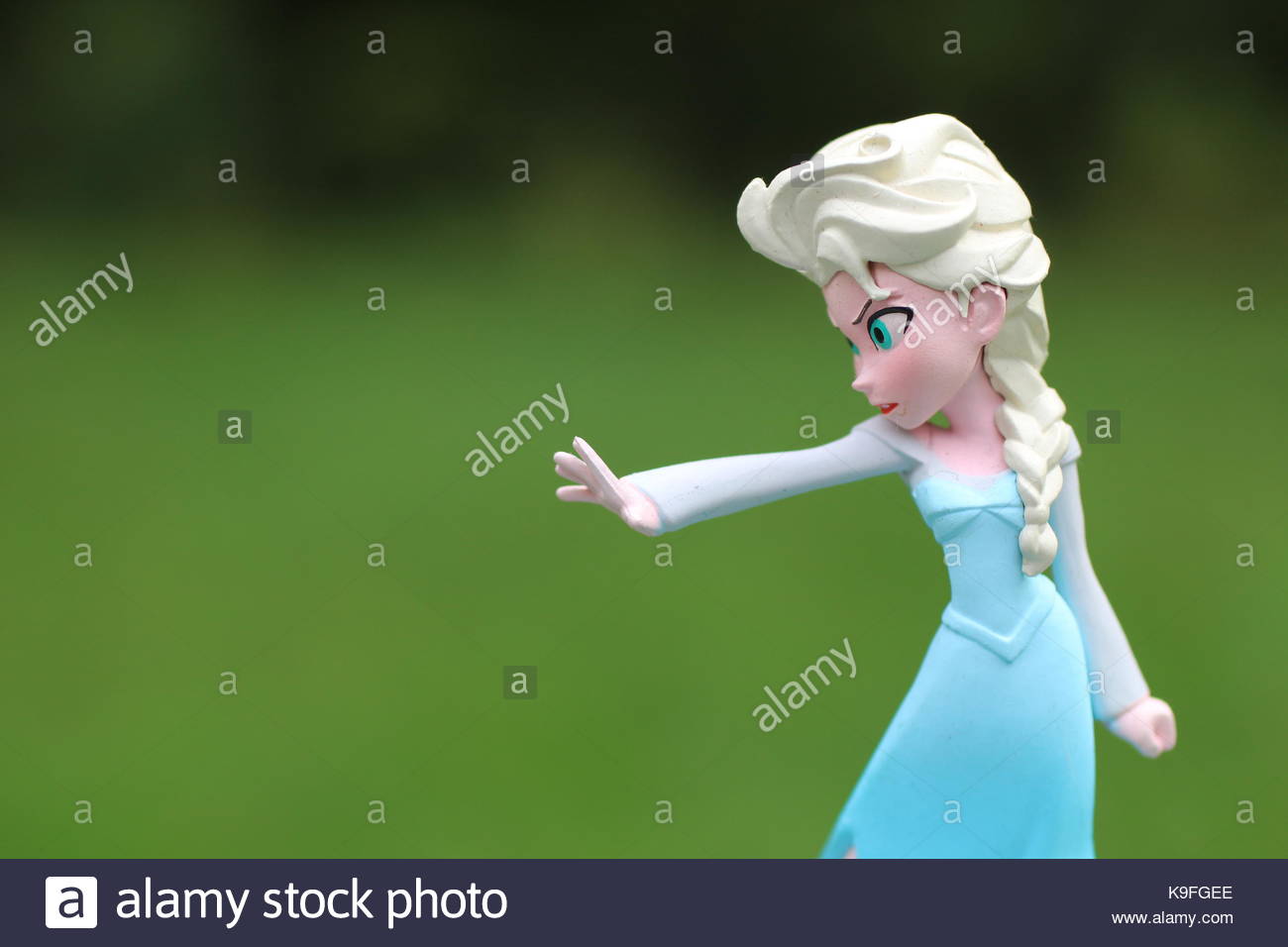 Frozen Disney Movie High Resolution Stock Photography and Images - Alamy