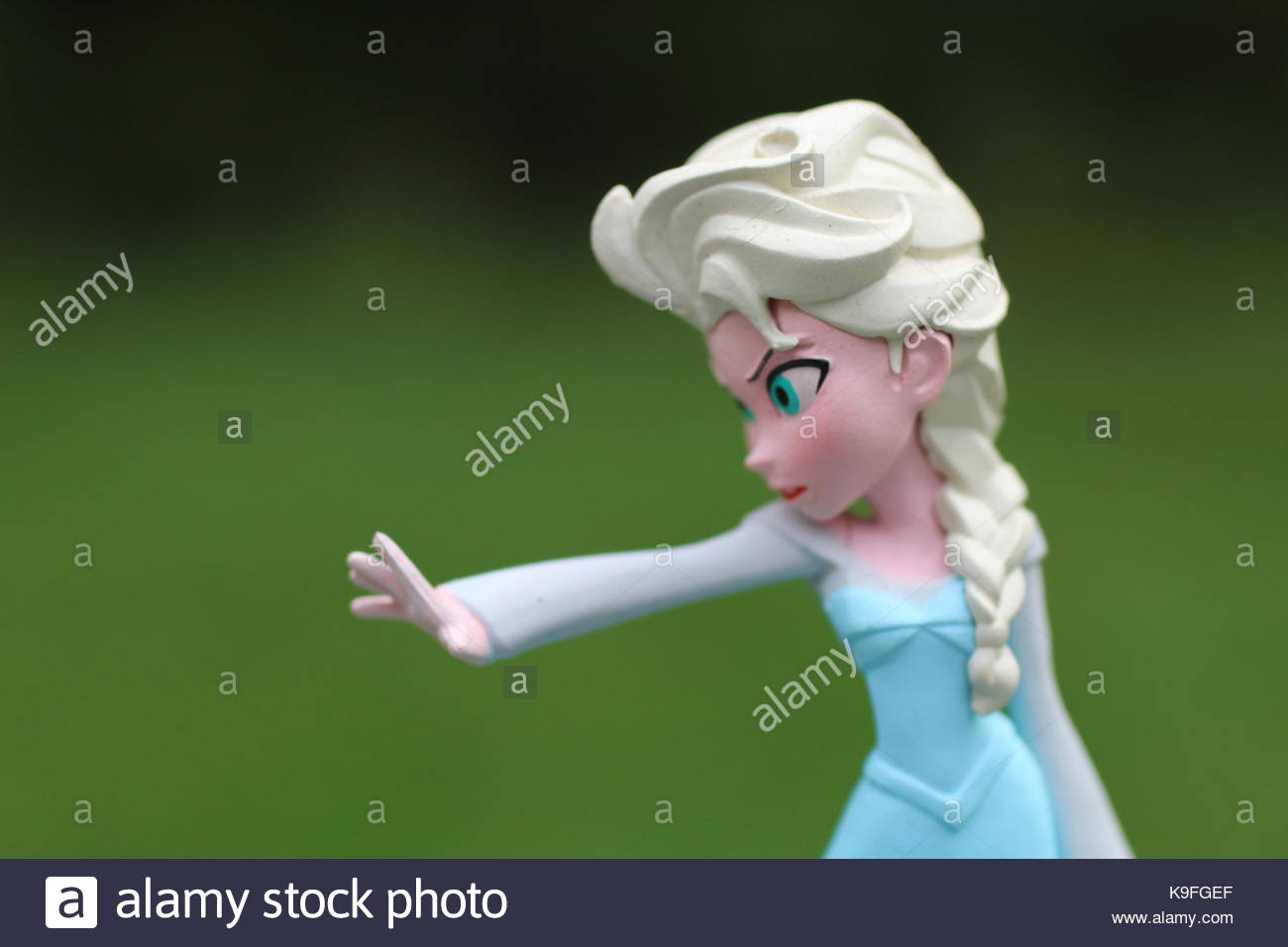 Elsa Frozen Movie High Resolution Stock Photography and Images - Alamy