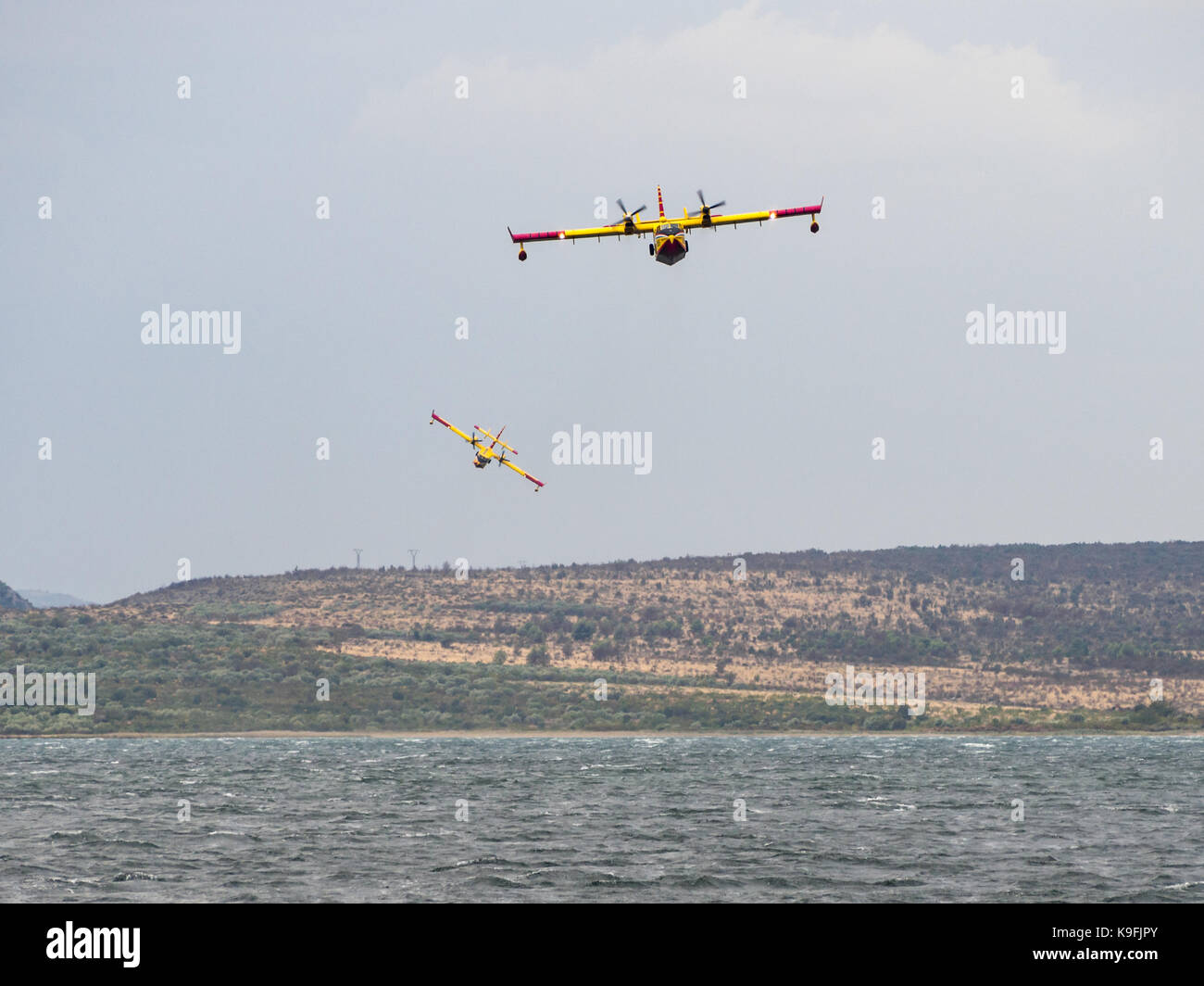 Airtanker water hi-res stock photography and images - Alamy