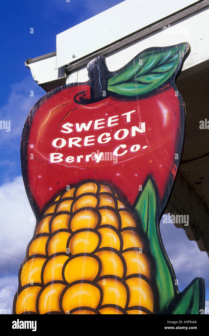 Stand sign hi-res stock photography and images - Alamy