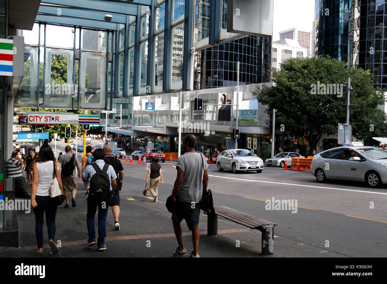 Pedestrian walkway in Auckland, New Zealand Stock Photo - Alamy