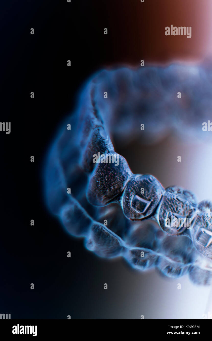 Invisible teeth dental tooth retainer aligner to straighten each tooth ...