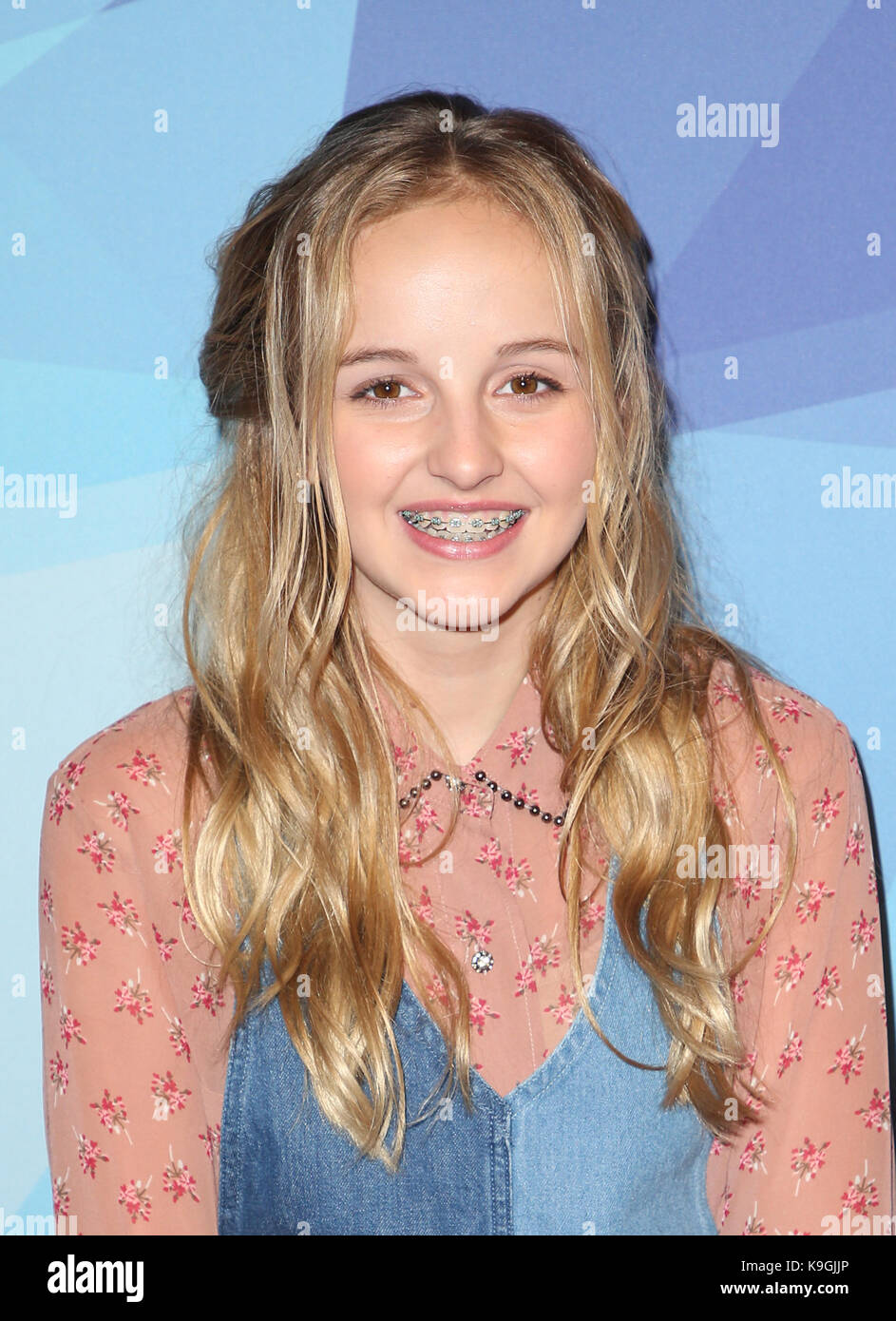 America’s Got Talent Season 12 quarter final live show Featuring: Evie ...