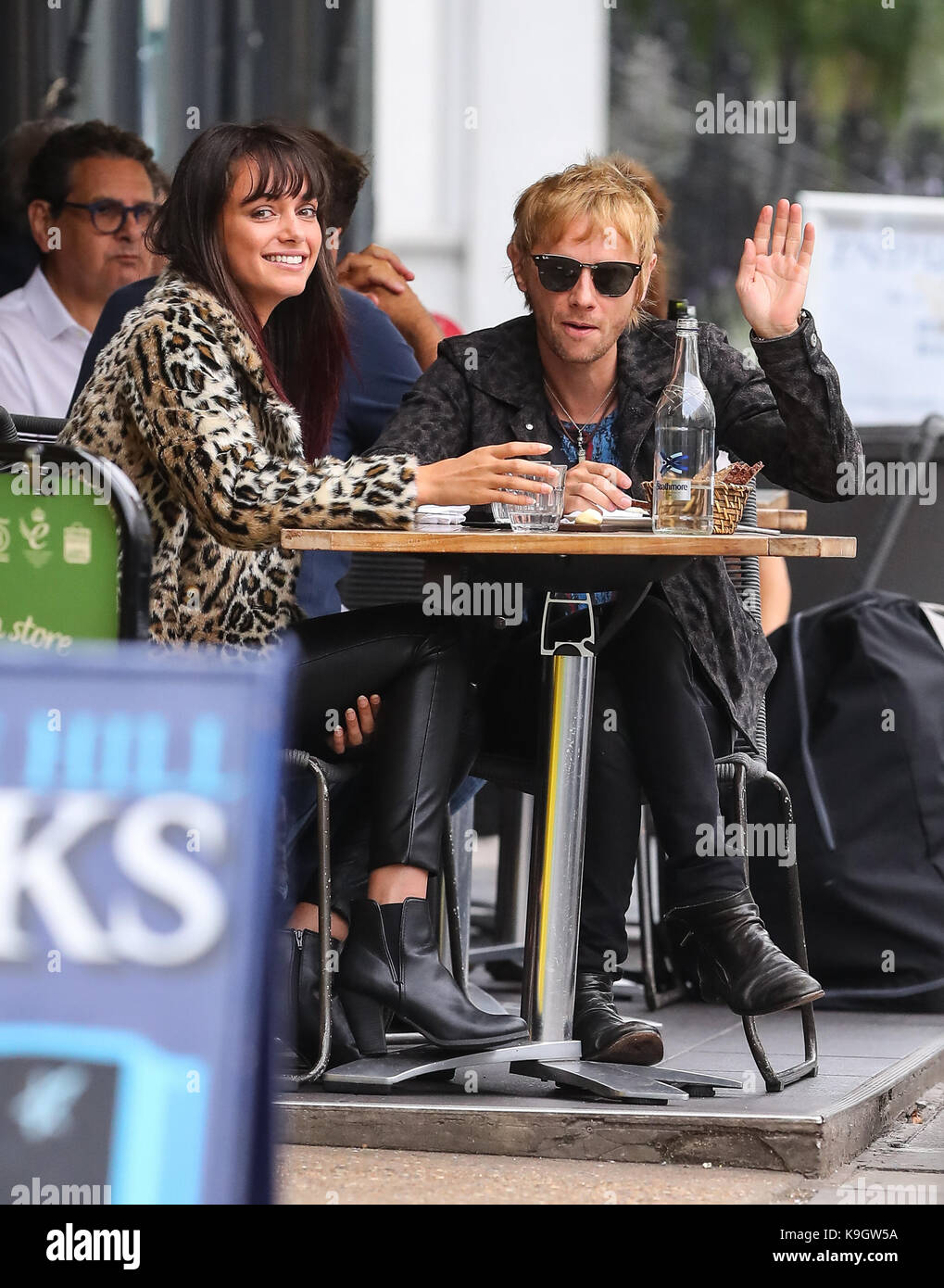 Muse Drummer Dominic Howard Has Lunch With His Girlfriend Rayana Ragan Muse Drummer Dominic Howard Has Lunch With His Girlfriend Rayana Ragan