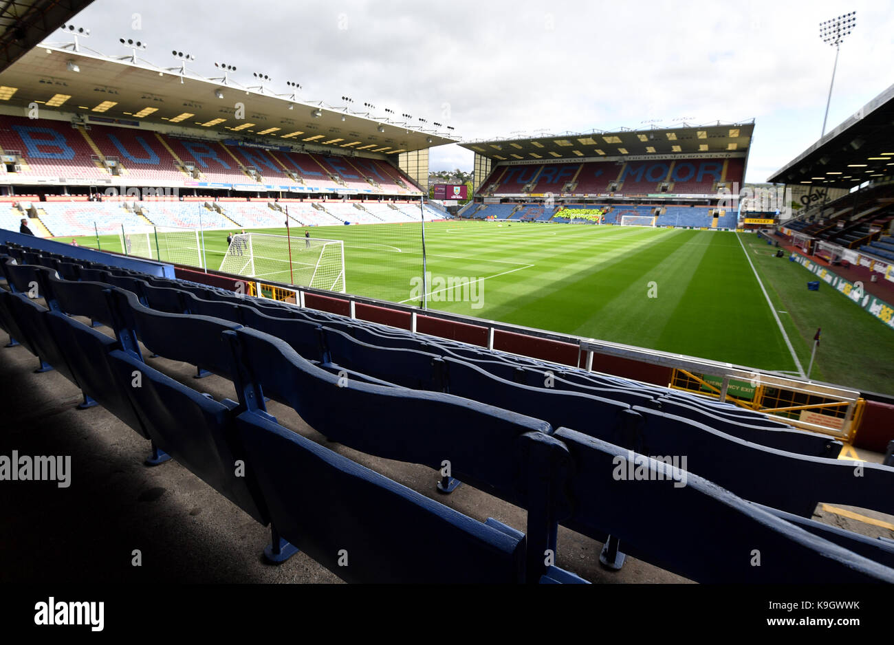 A general view of Turf Moor, Burnley Stock Photo - Alamy