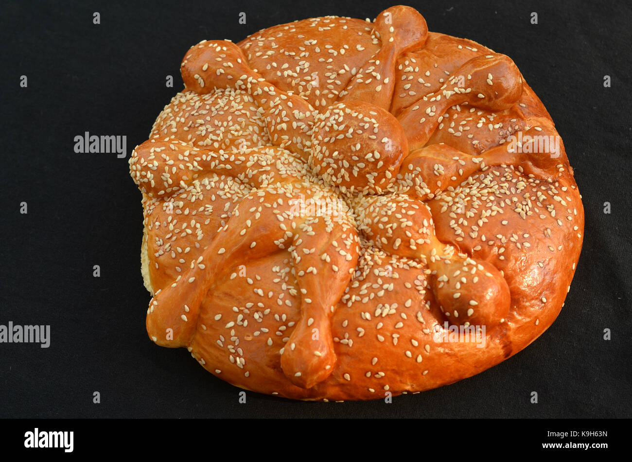 Halloween Spider bread loaf Stock Photo - Alamy