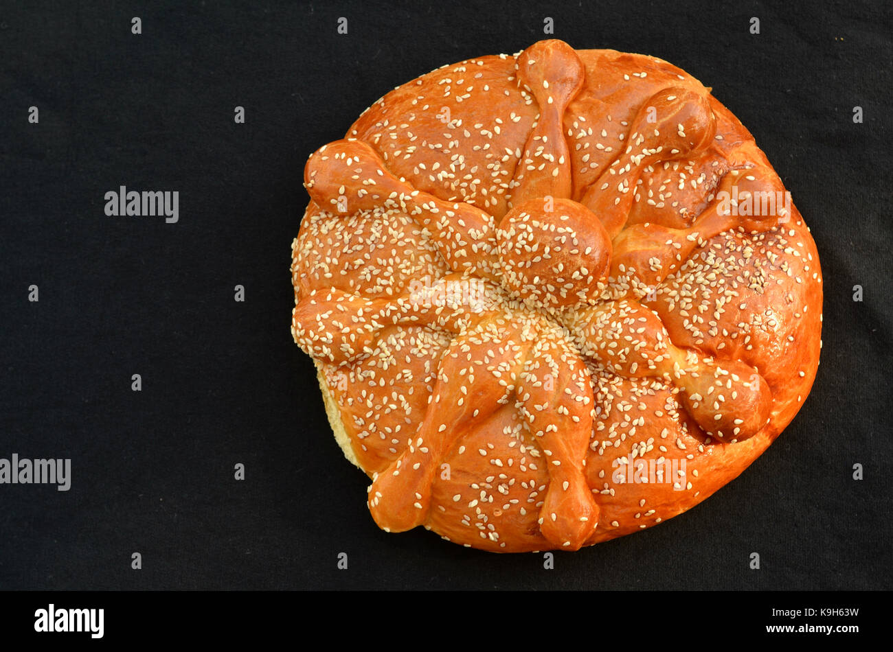 Halloween Spider bread loaf Stock Photo - Alamy