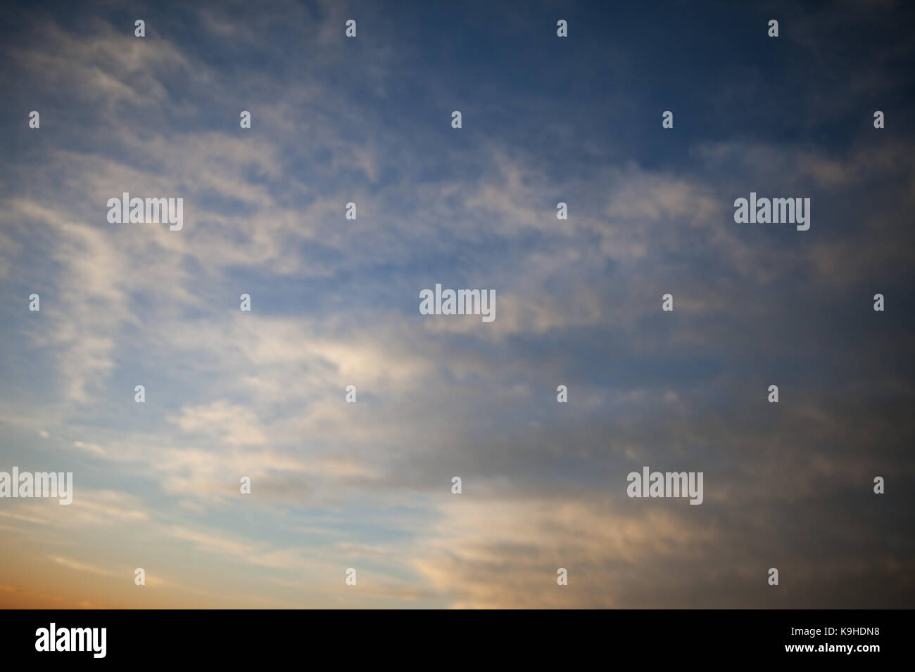 Setting sun blue sky hi-res stock photography and images - Alamy