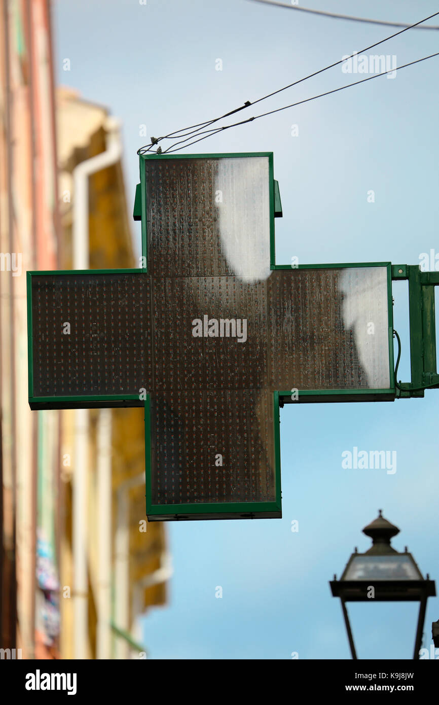 Pharmacy neon sign hi-res stock photography and images - Alamy