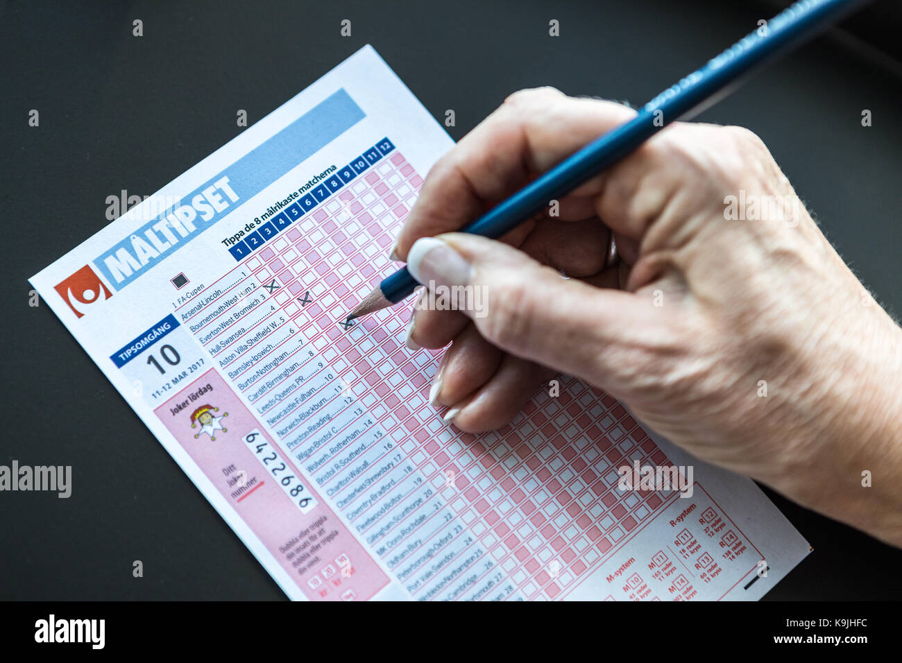 The Swedish National Lottery, Måltipset. Filling in the ticket Stock ...