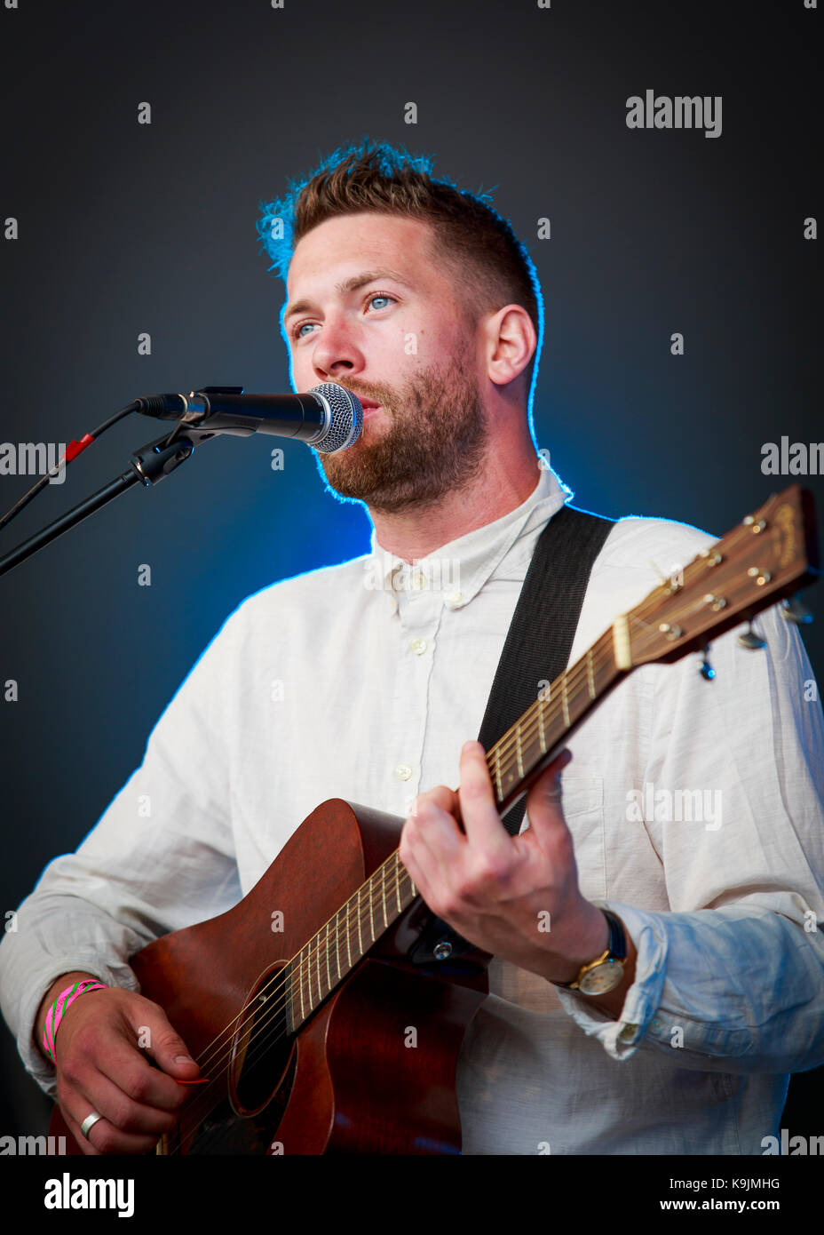 Matt Linnen The X Factor, Singer Songwriter, Performing Live © Clarissa ...