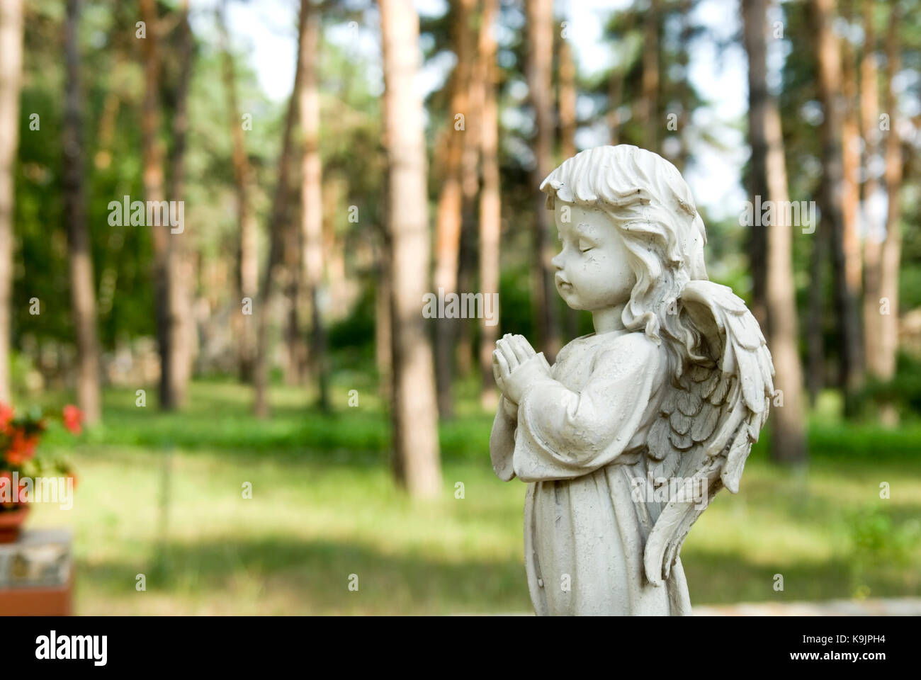 Angel shapes hi-res stock photography and images - Alamy