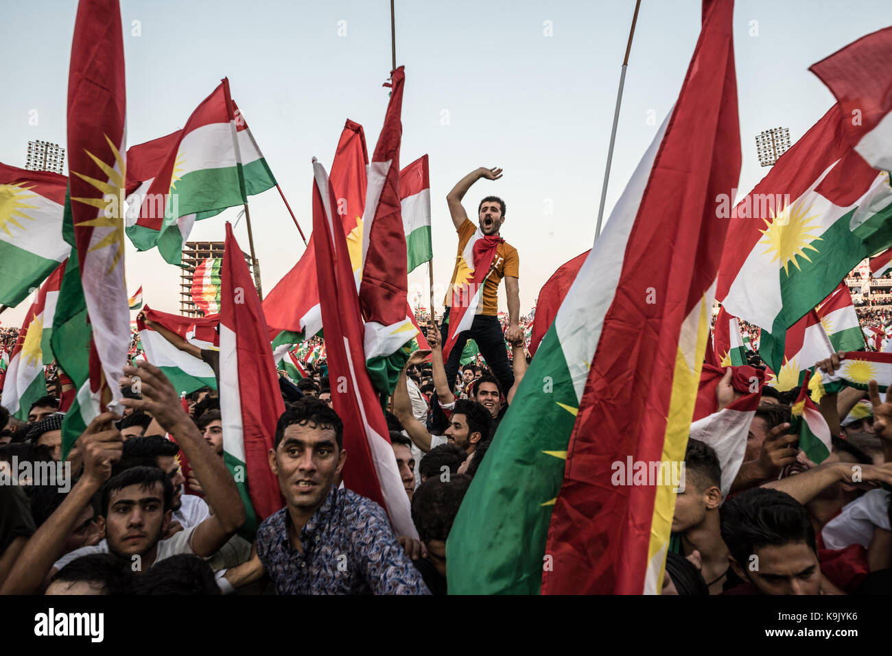 Erbil, Iraqi Kurdistan. 22nd Sep, 2017. Flag Fever at the final Kurdish ...