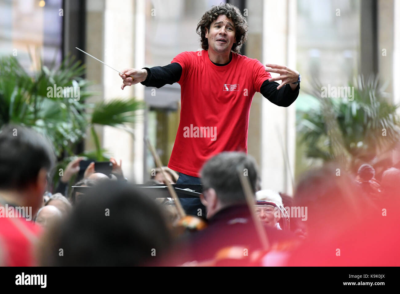 Berlin, Germany. 23rd Sep, 2017. The new chief conductor Robin Ticciati ...