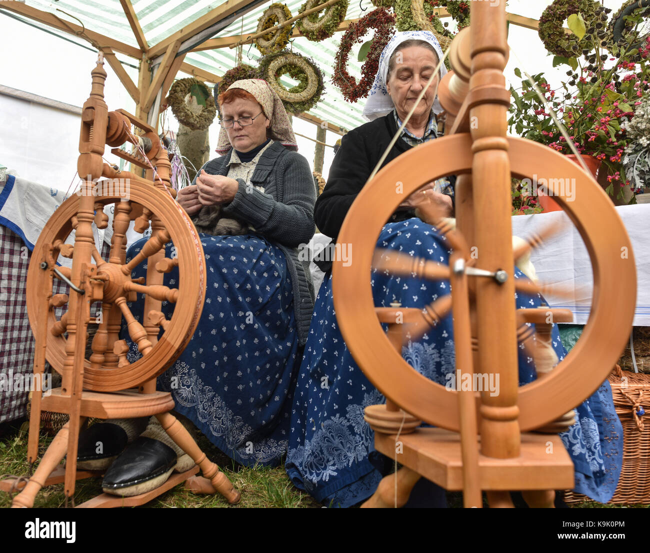 Women wearing Sorbian Wendish traditional dress can be seen at the ...