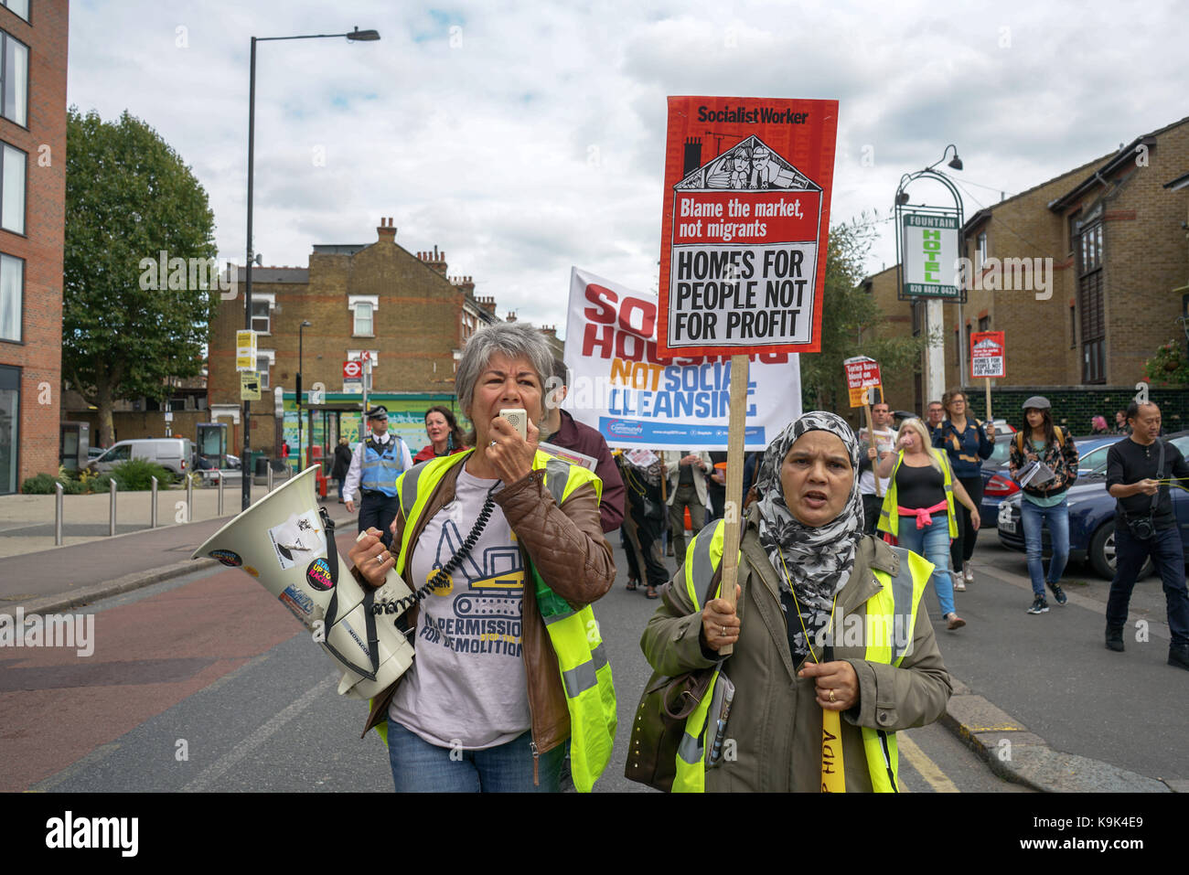 Harringay, London, England, UK. 23rd September 2017. Hundreds and march ...