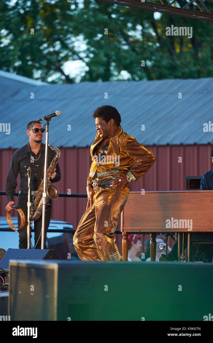 MINNEAPOLIS, MN AUGUST 21: Charles Bradley performs at Sociable Cider ...