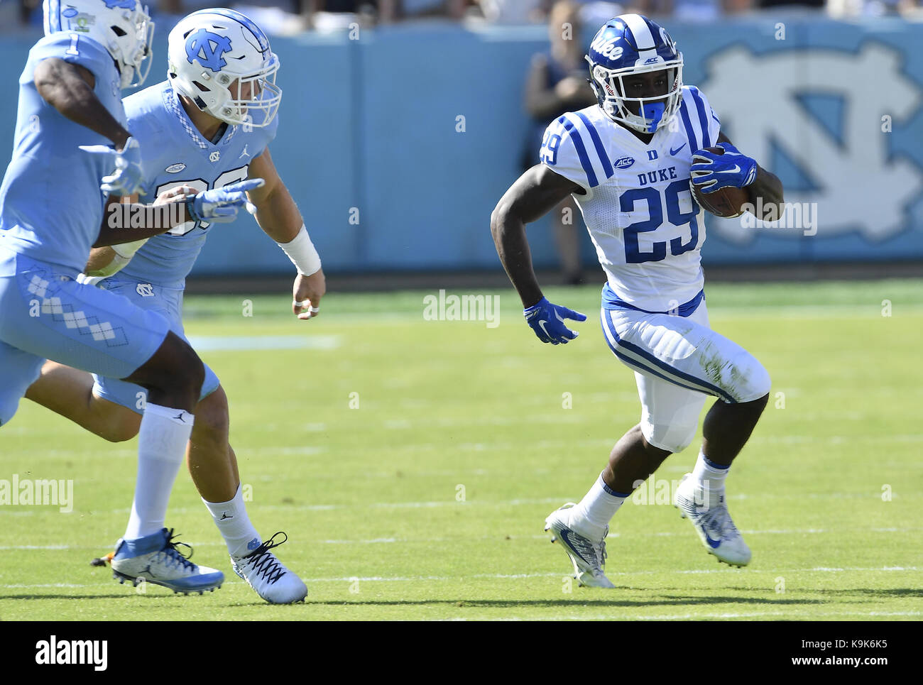 Chapel Hill, North Carolina, USA. 23rd Sep, 2017. Shaun Wilson (29) of ...