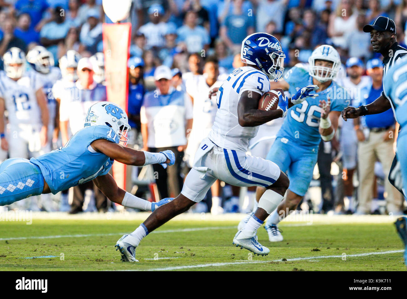 Chapel Hill, NC, USA. 23rd Sep, 2017. Johnathan Lloyd (5) of the Duke ...