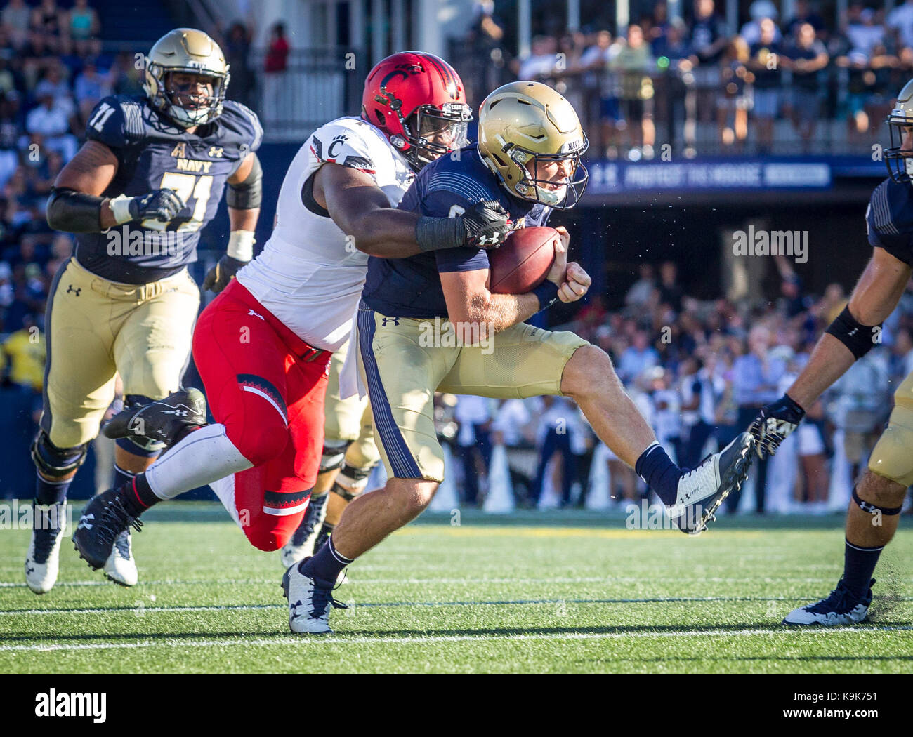Annapolis, MD, USA. 23rd Sep, 2017. Navy Midshipmen quarterback Zach ...